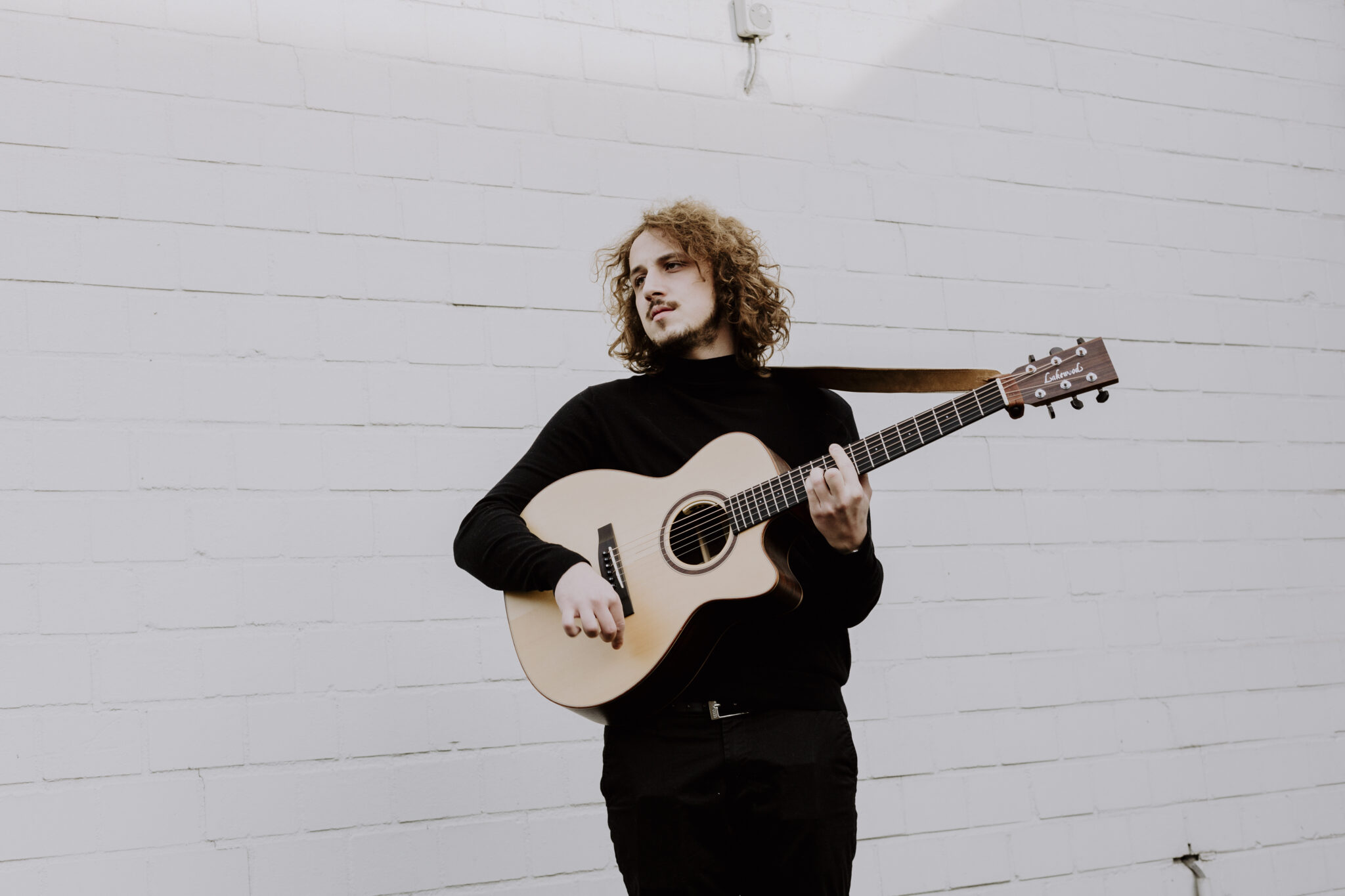 Videopremiere: Paul Gerlinger ist "Gut Allein" - Picky Magazine